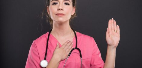 The Nightingale Pledge: A Hippocratic Oath for Nurses