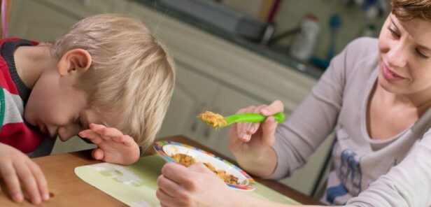 Difficulty Swallowing (Pediatric Dysphagia): Signs, Treatment, & More